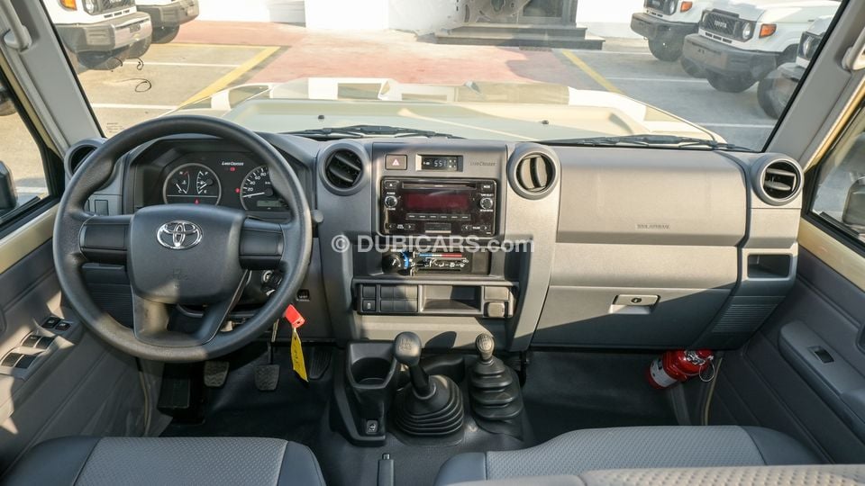 New Toyota Land Cruiser Pick Up LC79 DC 4.5L V8 MT YM 2024 2024 for sale in Dubai - 800035
