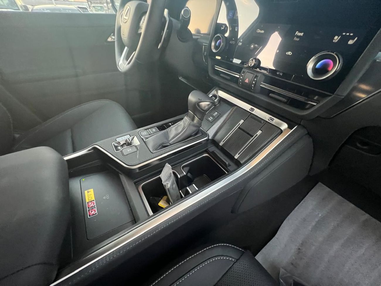 New Lexus GX550 Premium Plus 3.4L 2024 for sale in Dubai - 815627