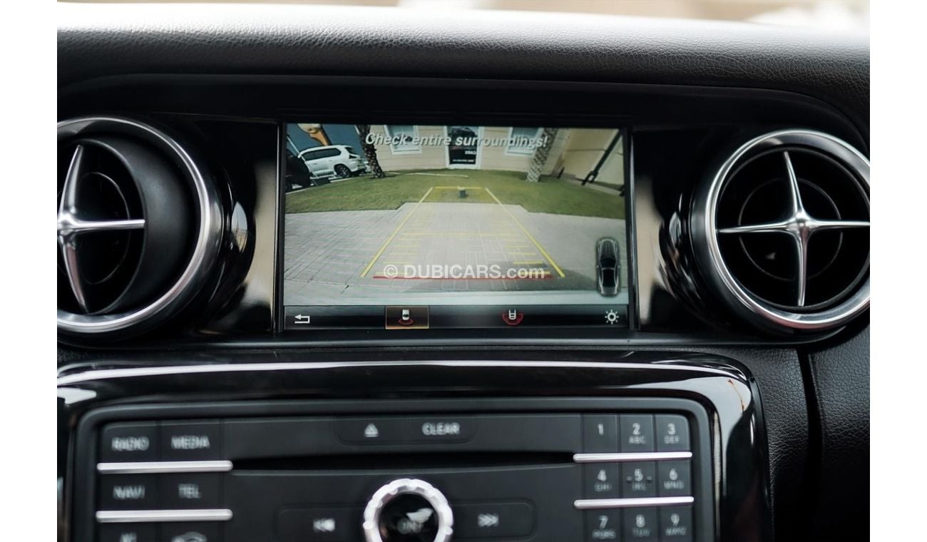 Used Mercedes-Benz SLC 300 R172 2017 for sale in Dubai - 638108