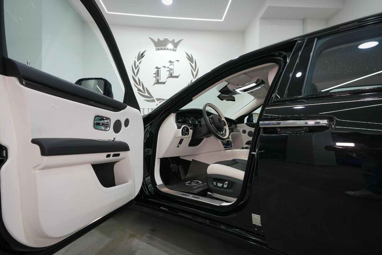 جديدة رولز رويس جوست 6.75T Short Wheelbase 2024 للبيع في دبي - 899883
