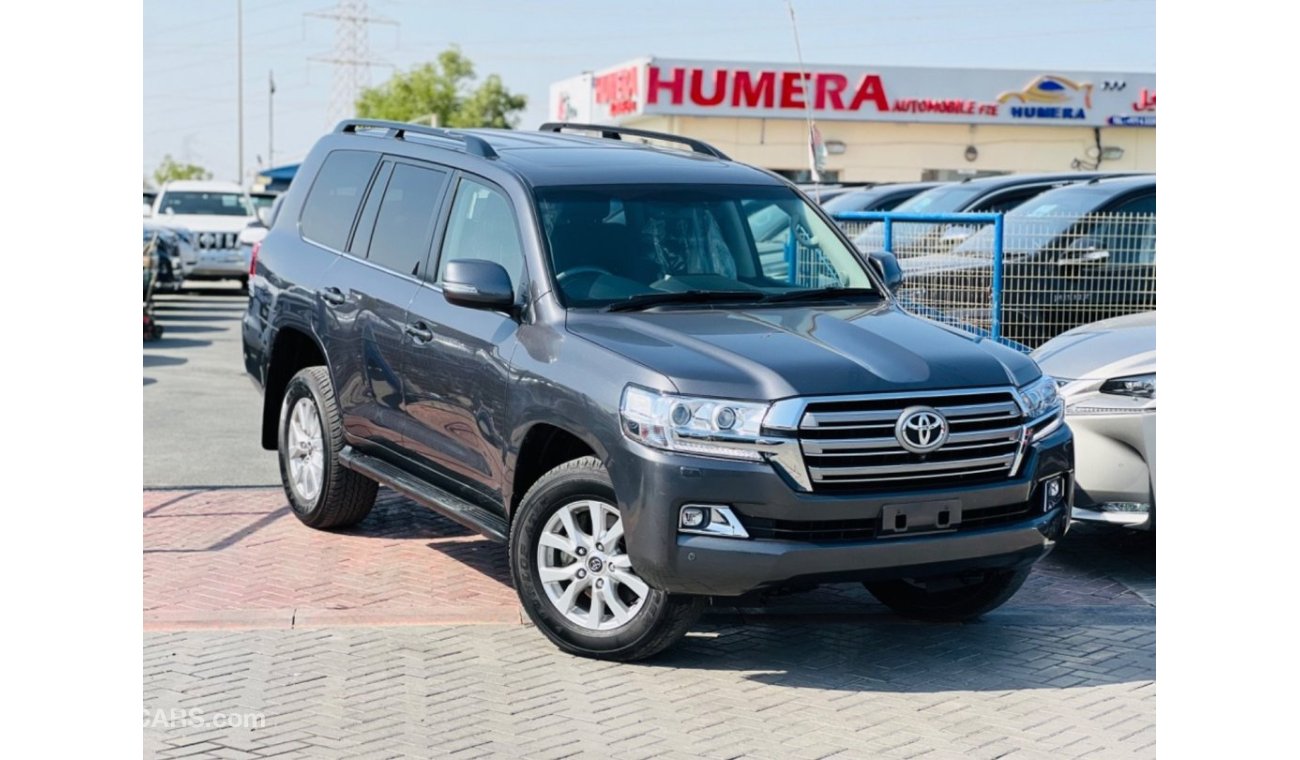 Used Toyota Land Cruiser VXR 2020 for sale in Dubai - 560237