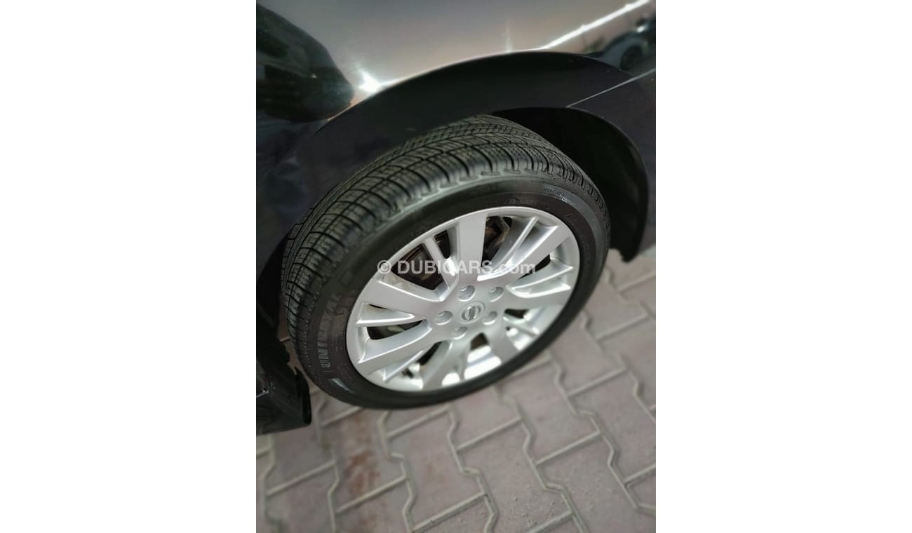 Used Nissan Sentra SL 2015 for sale in Dubai - 692586