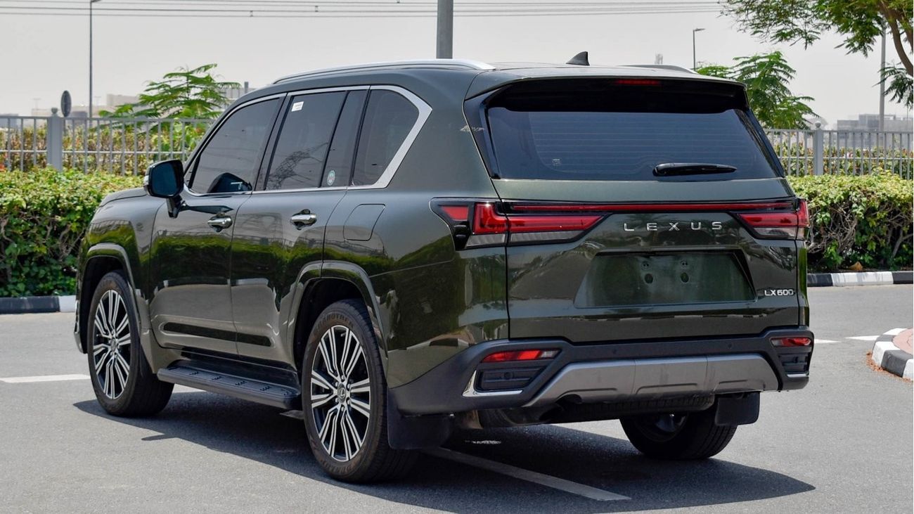 Used Lexus LX600 2023 for sale in Dubai - 743994