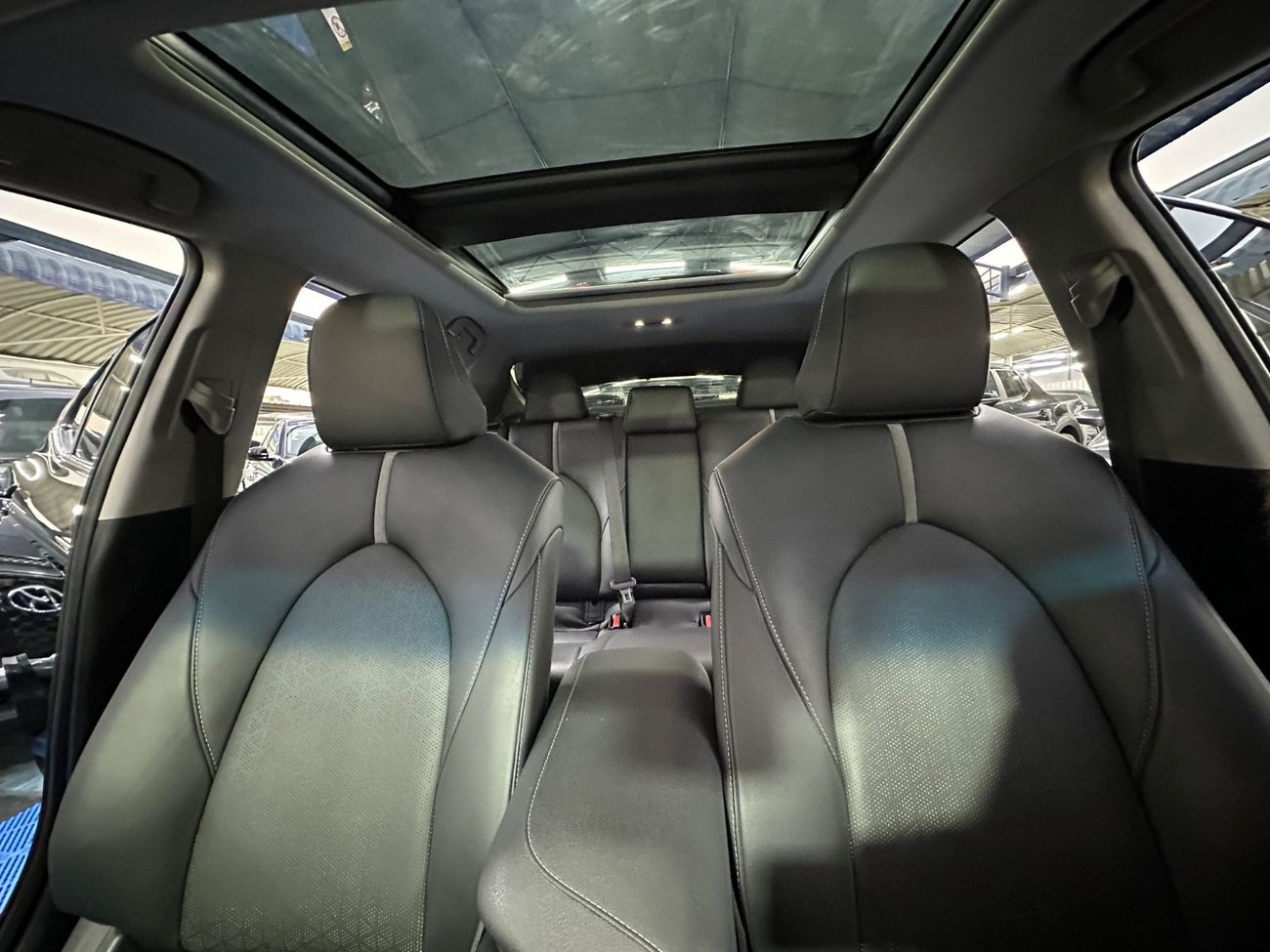 Used Toyota Camry ANNIVERSARY 3.5L full option 360 camera panoramic ...