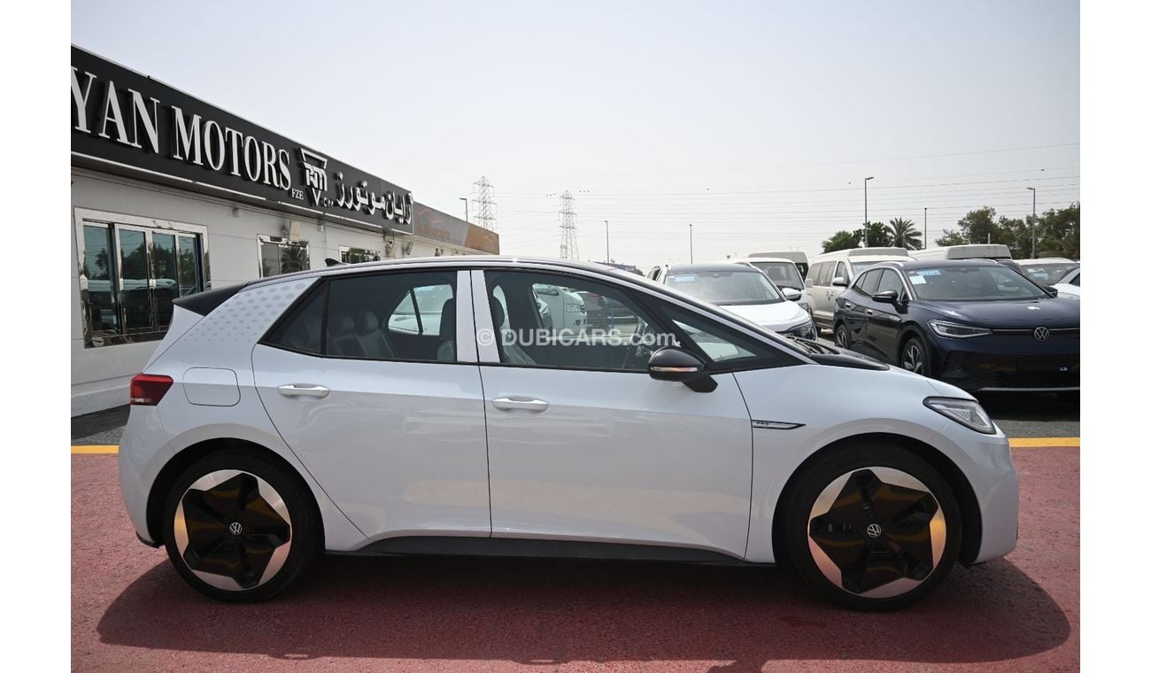 New Volkswagen ID3 Volkswagen ID 3 PRO, FWD, 5 Doors Electric Engine, 20 inch Alloy wheels ...