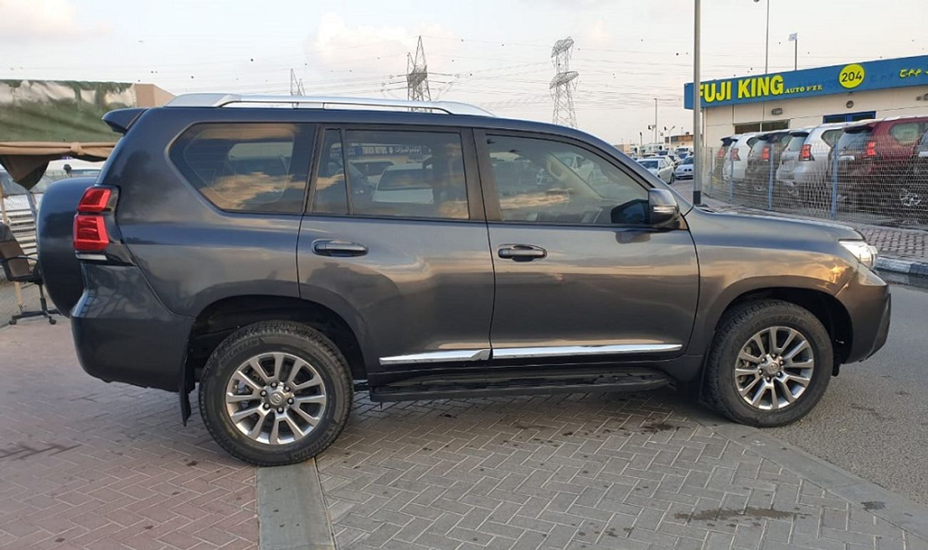 Used Toyota Prado TXL 4.0L - V6 - 2019 (PETROL) 2019 for sale in Dubai - 690061