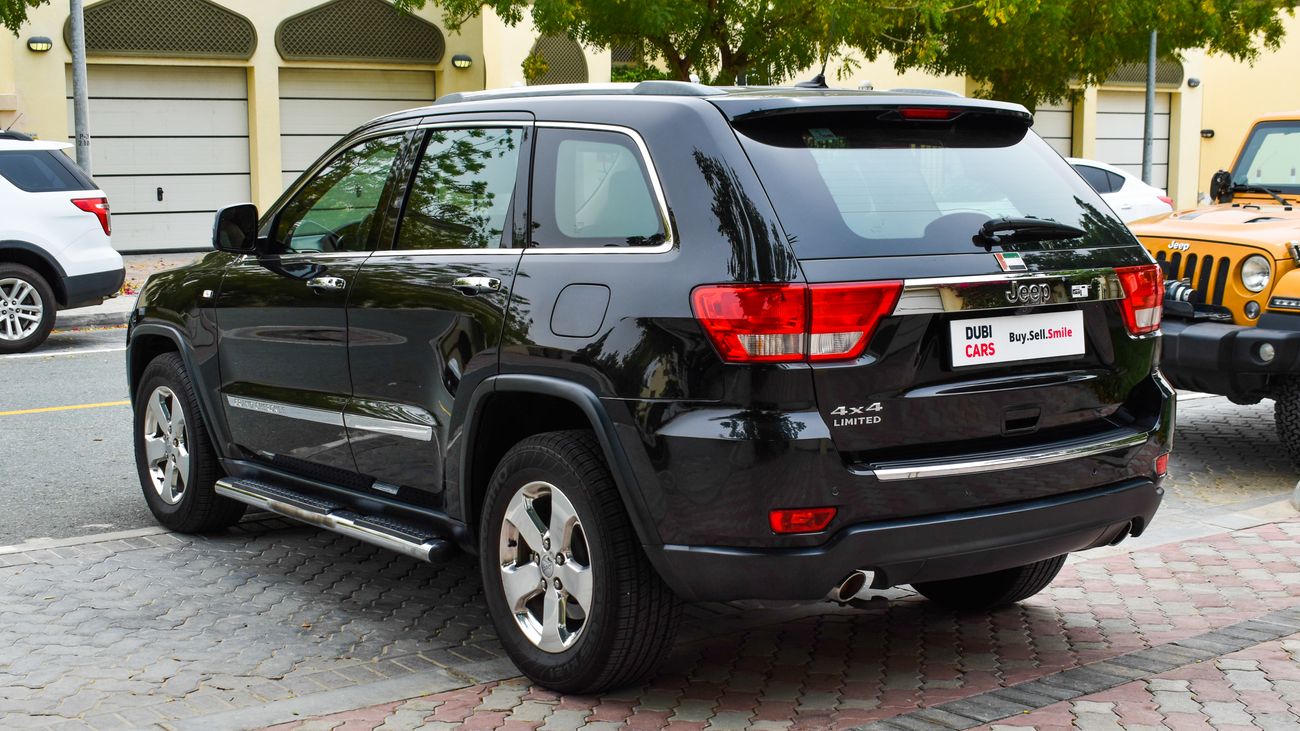 Used Jeep Grand Cherokee Limited 2012 for sale in Dubai - 726838