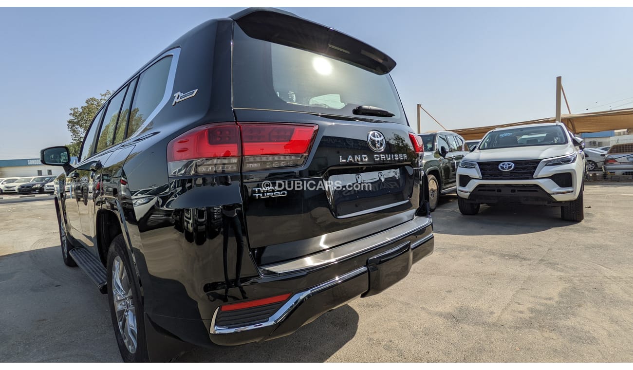 New Toyota Land Cruiser 300 VXR 3.5L Petrol Twin Turbo AT 2022 for sale ...