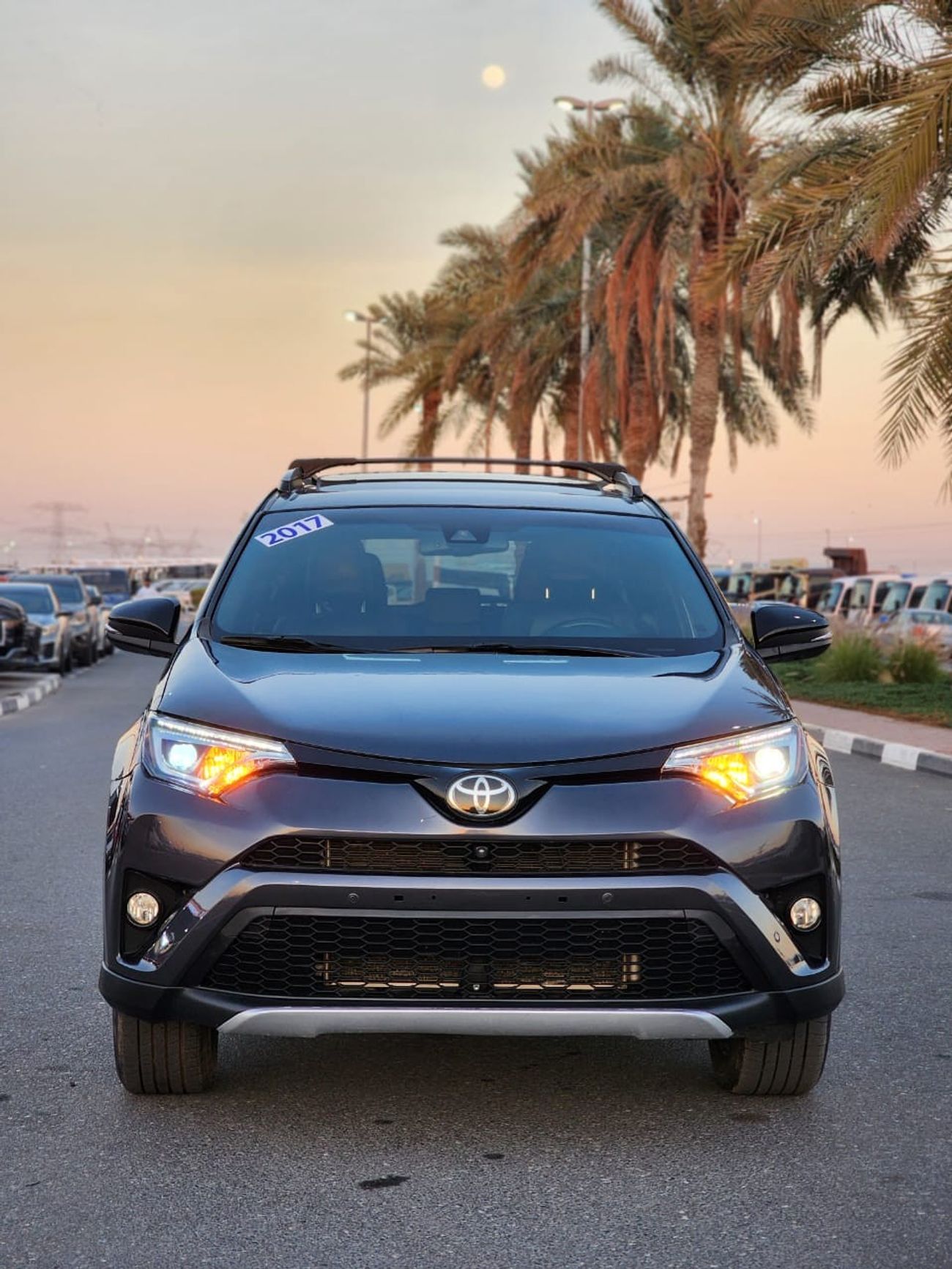 Used Toyota RAV4 VXR RAV4 SE 4X4 FULL OPTION 2017 for sale in Dubai ...
