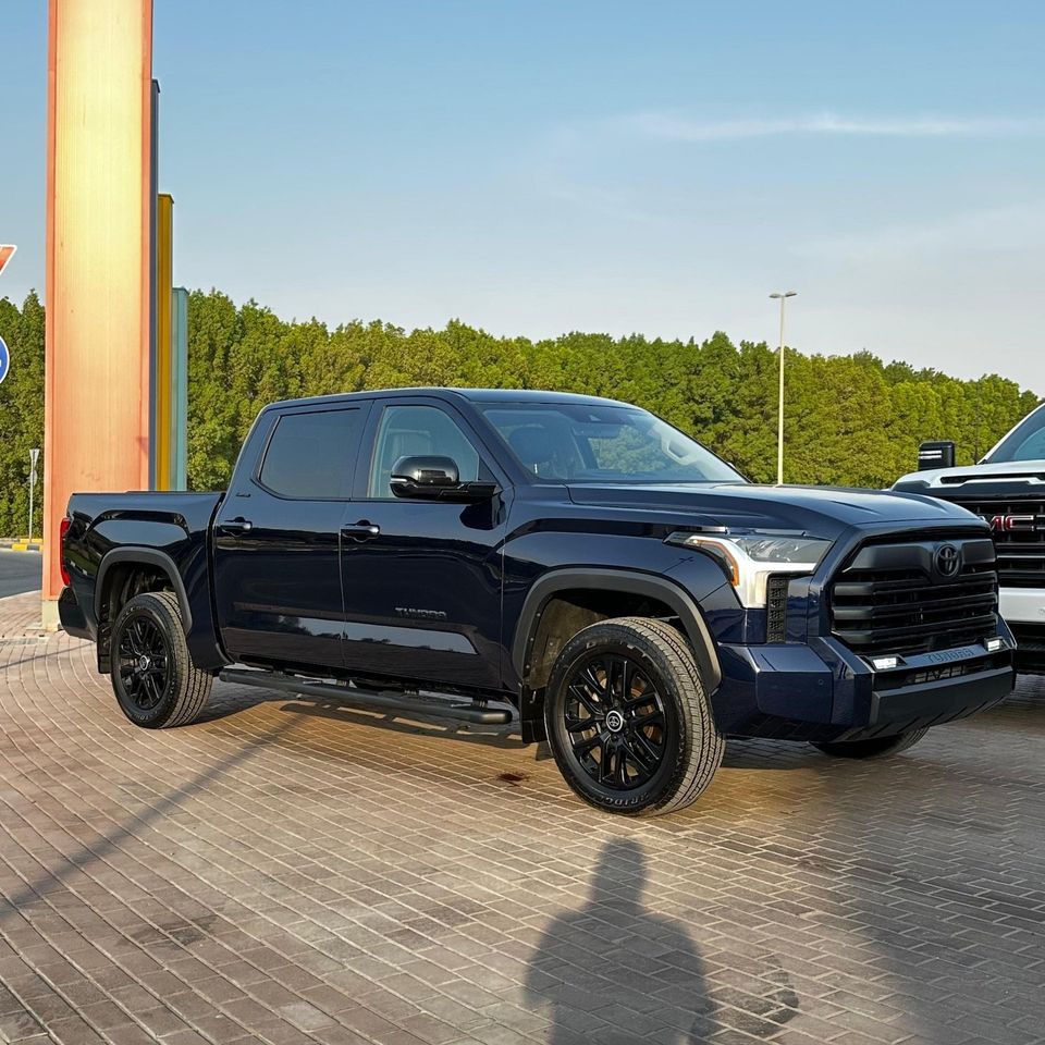 Used Toyota Tundra Limited 3.5L 2024 for sale in Sharjah - 920282
