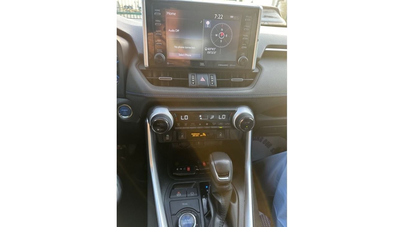 Used XLE 2020 Toyota RAV4 XSE hybrid 2020 for sale in Dubai - 714928