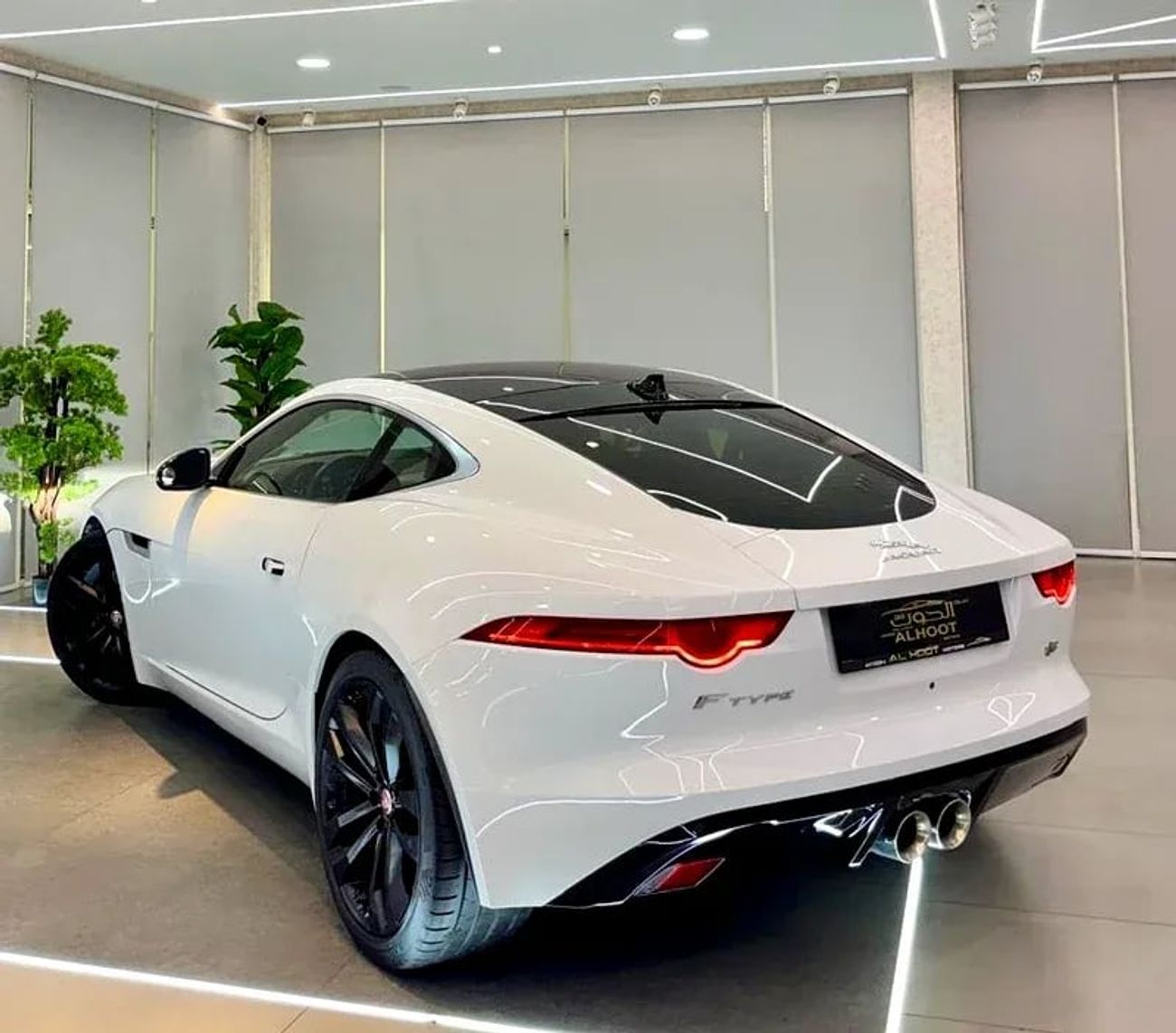 Used Jaguar F Type R 5.0L (550 HP) Coupe AWD 2016 for sale in Dubai ...