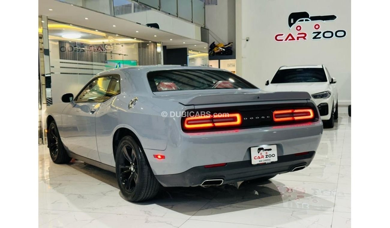Used Dodge Challenger SXT SRT 2020 for sale in Dubai - 673137