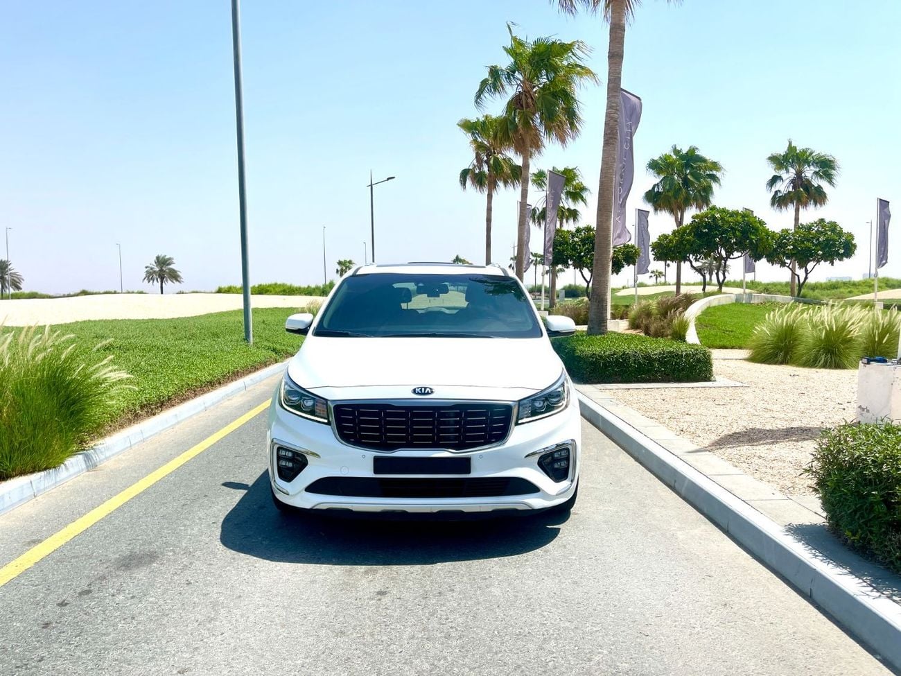 Used Kia Carnival LX AT SAMA ALSHAM UUSED CARS FOR SALE 2020 for sale ...