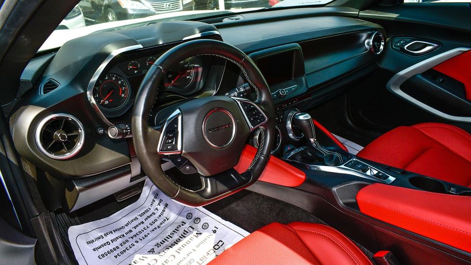 Used Chevrolet Camaro V4 2019 for sale in Dubai - 327825