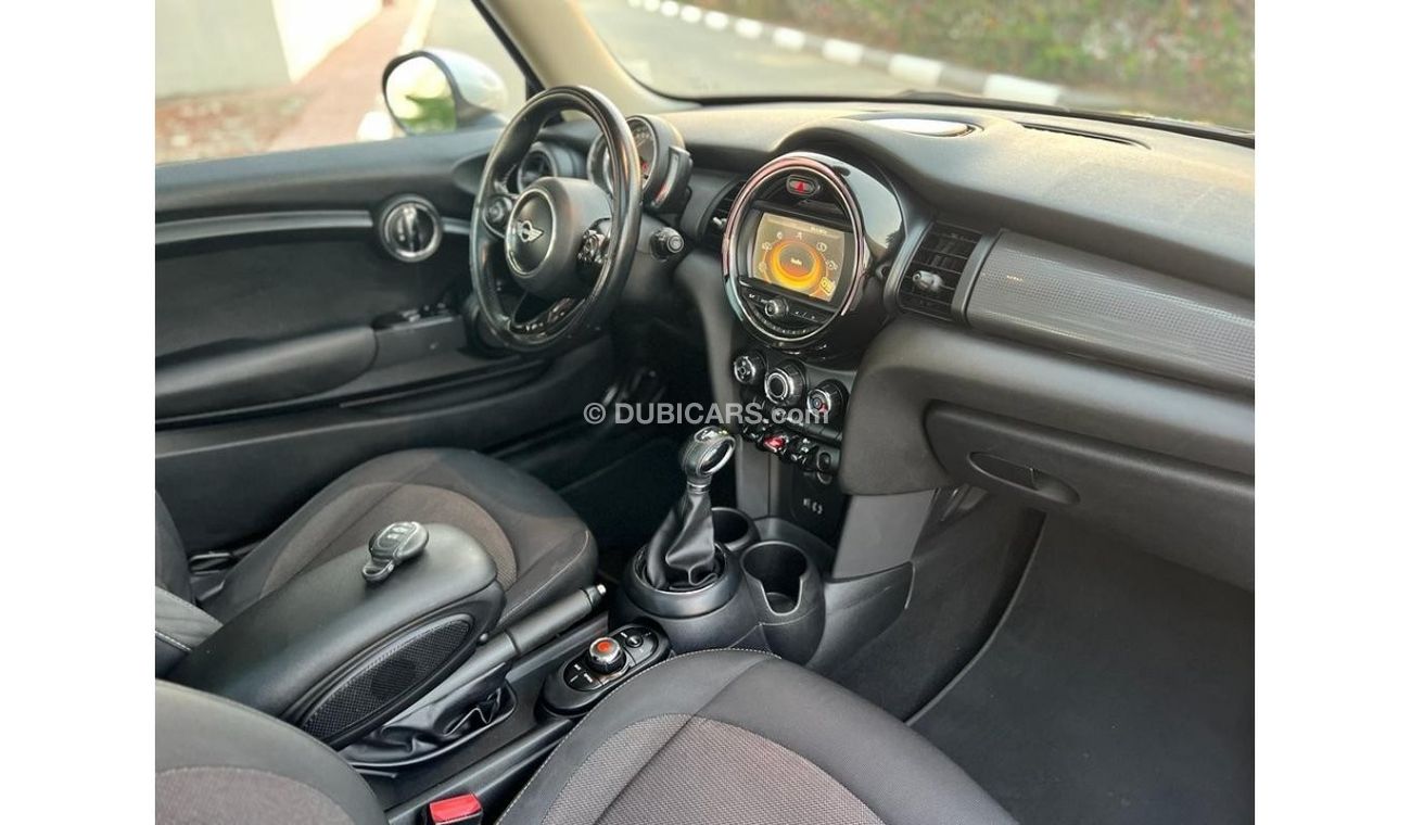 Used Std MINI COOPER 2018 GCC FULL OPTIONS 2018 for sale in Dubai - 690953