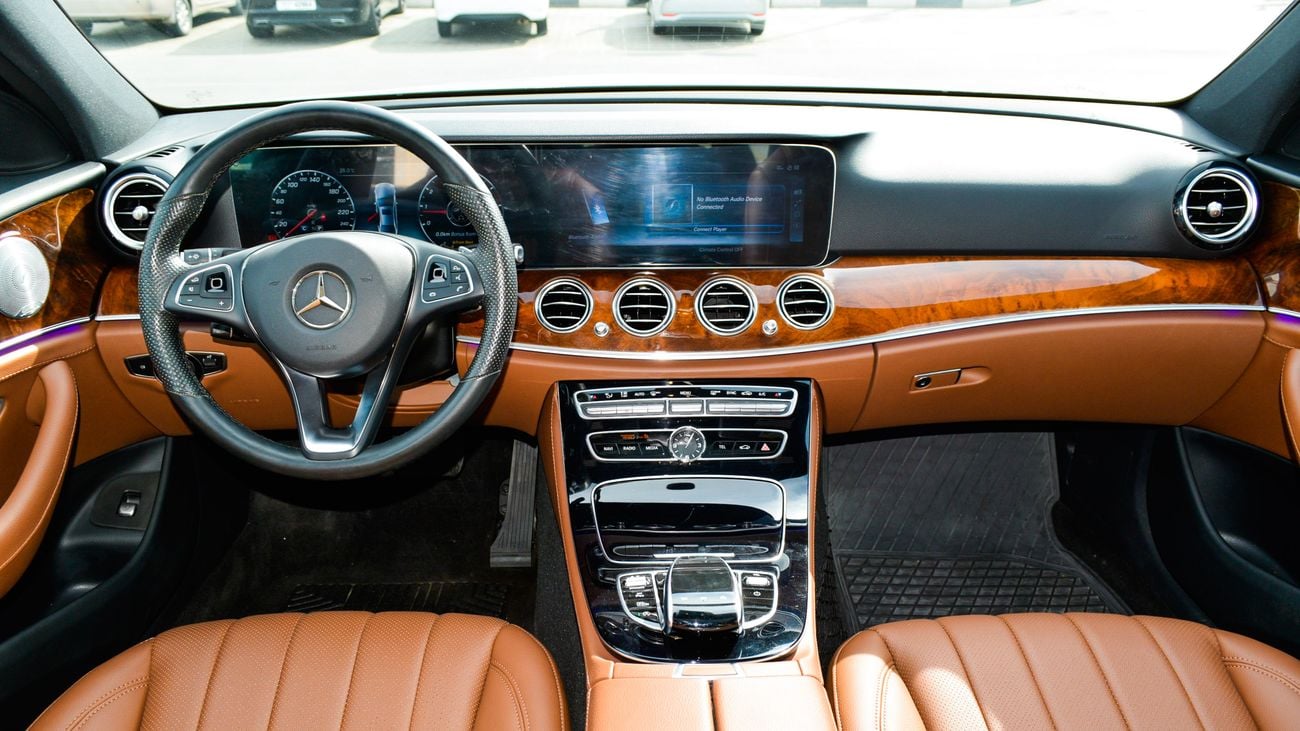 Used Mercedes-Benz E300 4Matic 2017 for sale in Dubai - 482403