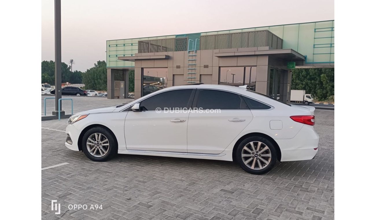 Used Hyundai Sonata GL Top 2017 for sale in Sharjah - 665916