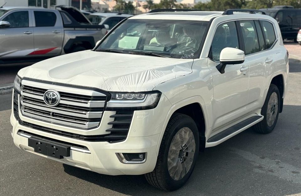 New Toyota Land Cruiser ZX L/C300, 2023, 3.5L V6, 7 SEATERS, 0Km, EXPORT OFFER 2023 for sale in ...