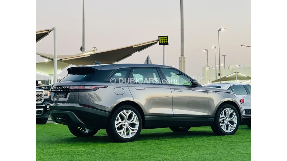 Used Land Rover Range Rover Velar 2018 for sale in Dubai - 552836