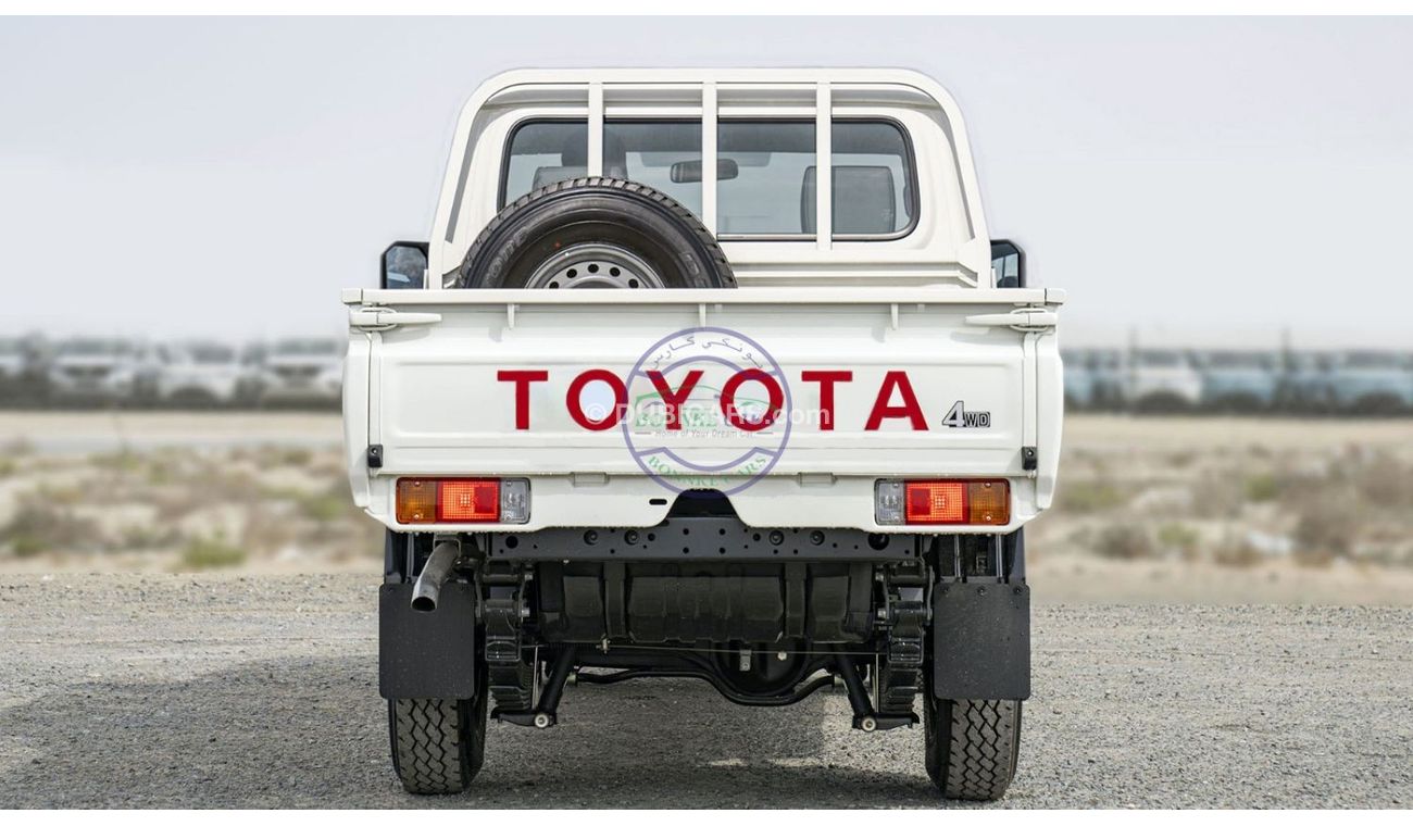 New TOYOTA LAND CRUISER PICK UP SINGLE CABIN LC79 MODEL YEAR 2024 2024 for sale in Dubai - 734976