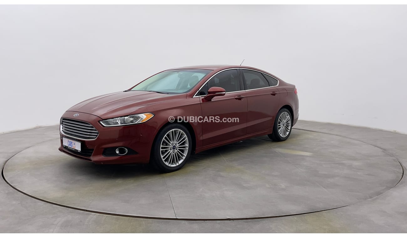 Used Ford Fusion SE 2000 2014 for sale in Dubai - 472757