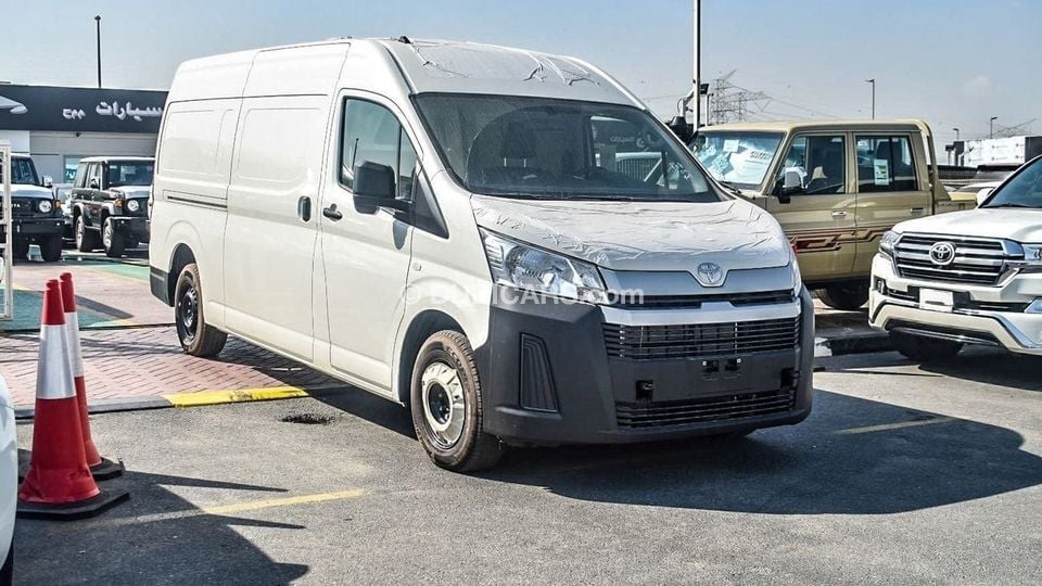 New Toyota Hiace Cargo Van 2025 for sale in Dubai - 798900