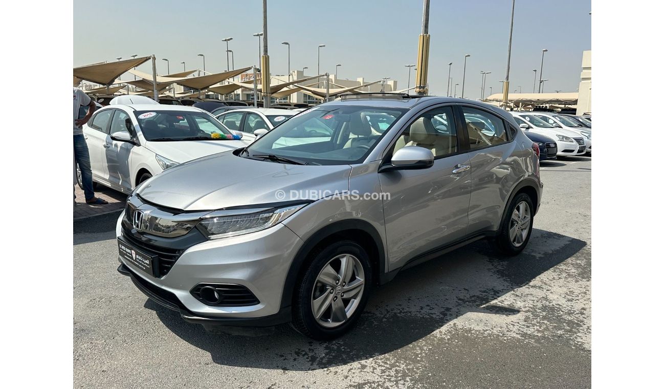 Used Honda HRV LX ACCIDENTS FREE - GCC - ENGINE 1800 CC - PERFECT ...