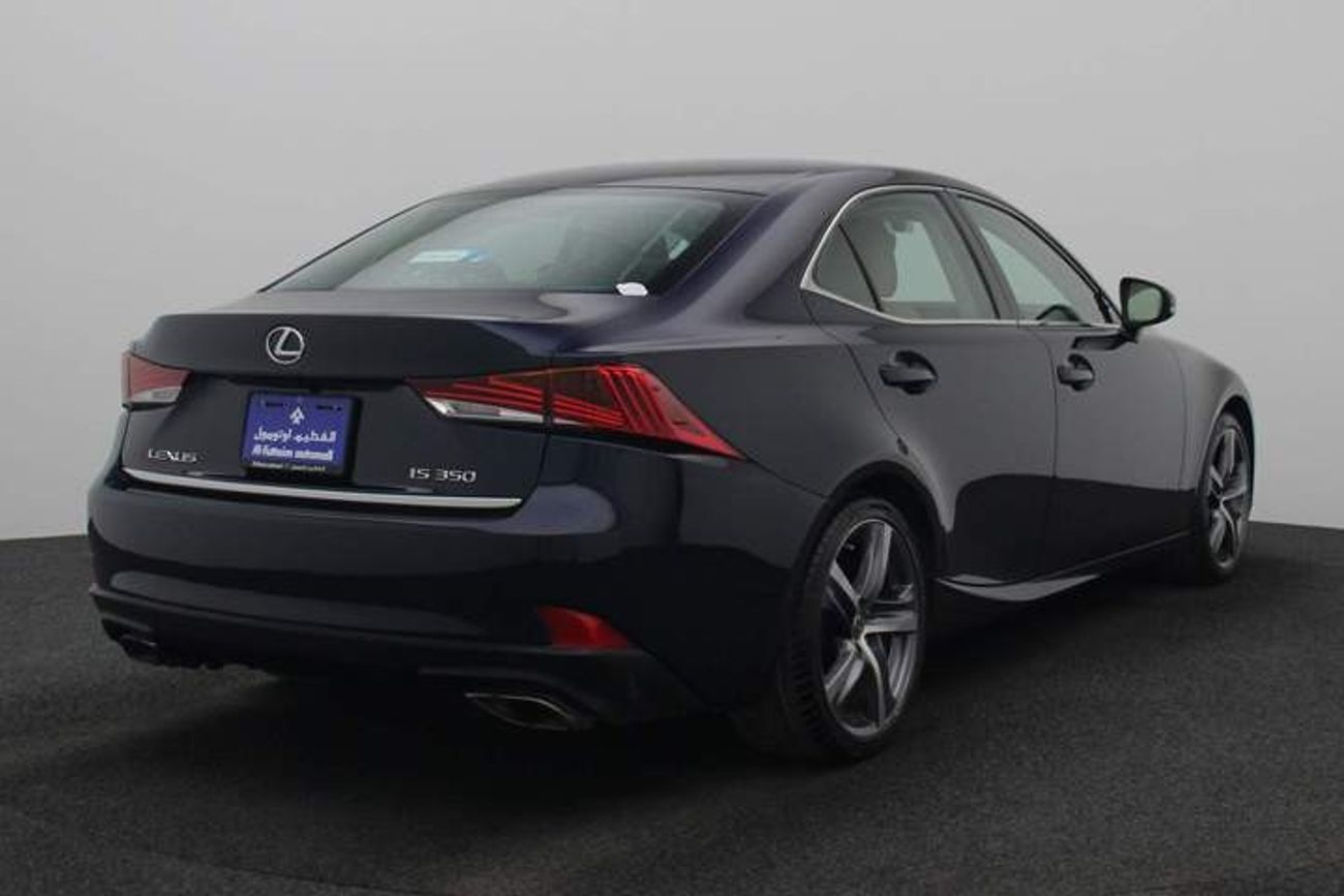 Used Lexus IS350 PLATINUM 3.5 2019 for sale in Dubai - 832748