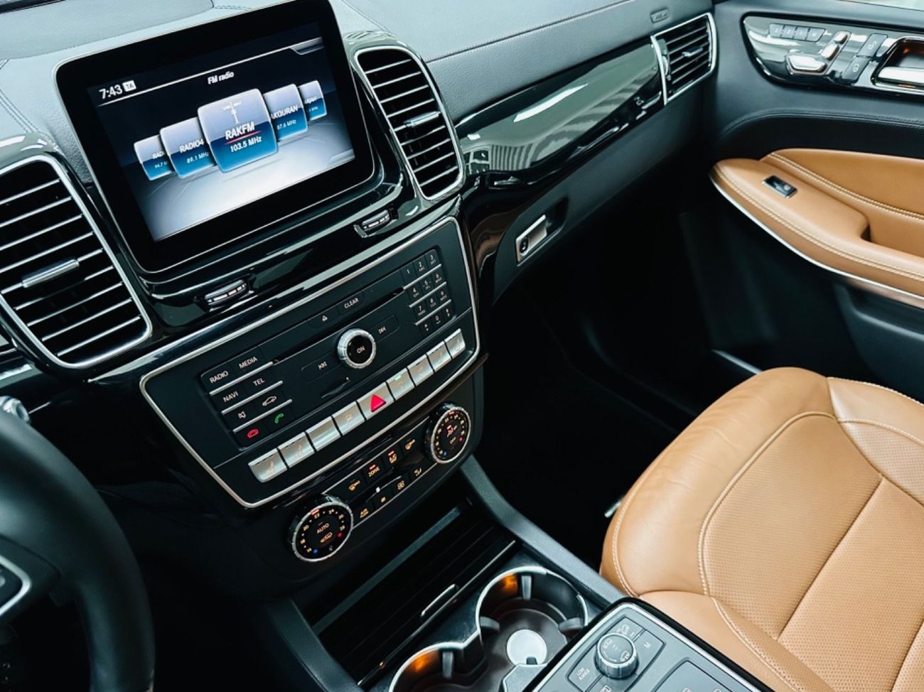 Used Mercedes-Benz GLS 500 Std GCC .. FSH .. Original Paint .. Perfect ...