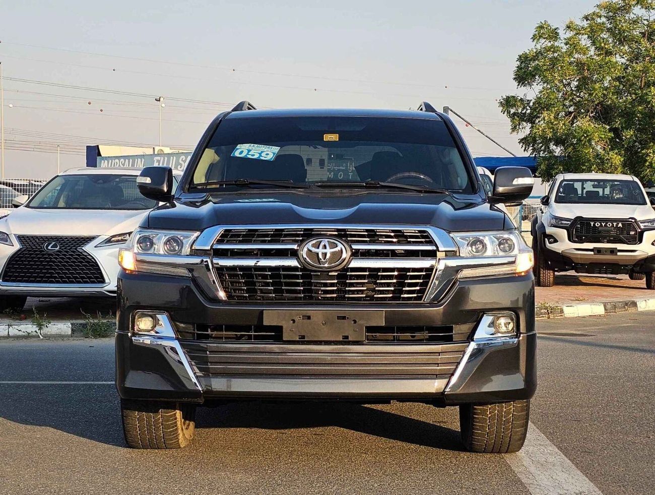 Used Toyota Land Cruiser / VXR 5.7/ 20 SHP/ FULL OPTION/ LOT # 2540 ...