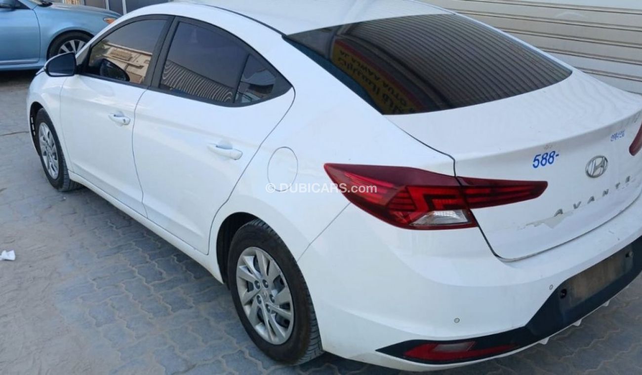 Used HYUNDAI AVANTE 2019 GASOLINE 2019 for sale in Sharjah - 670149