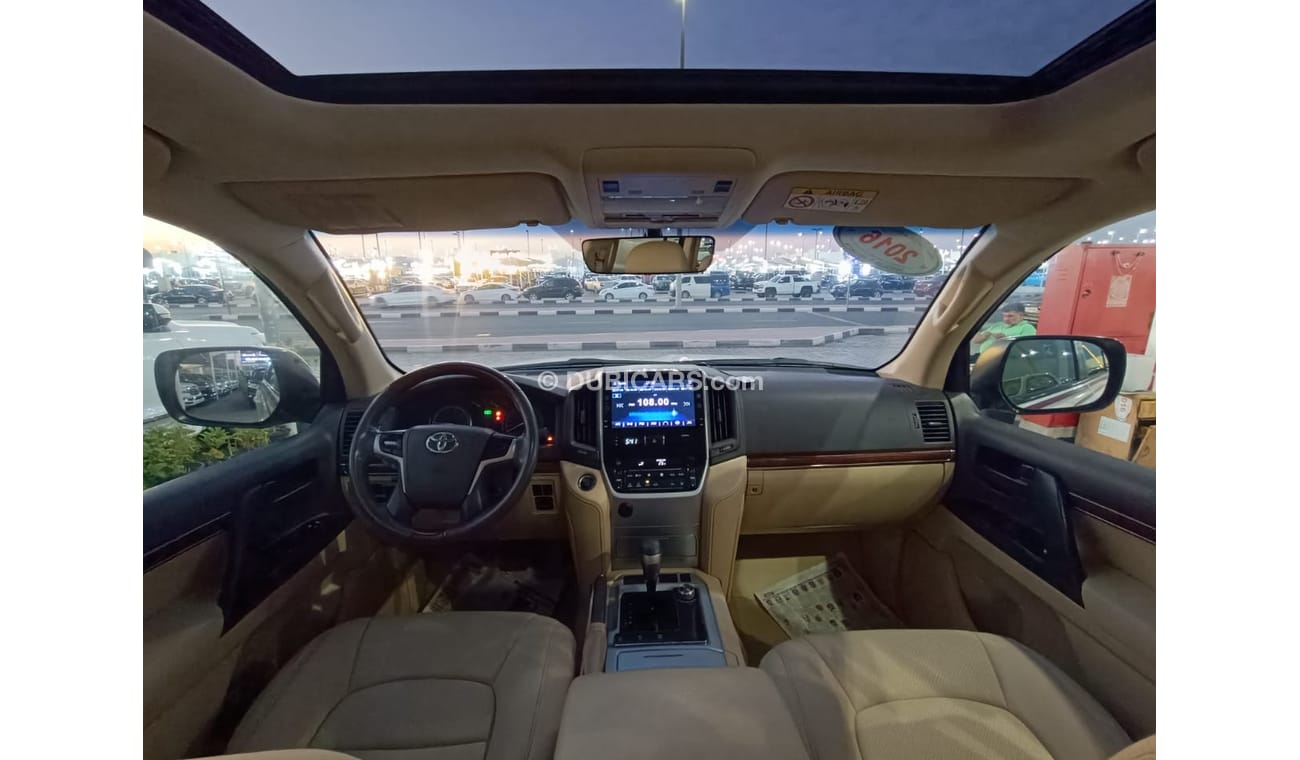 Used 2016 Toyota Land Cruiser GXR (J200), 5dr SUV, 4.6L 8cyl Petrol, Automatic, Four Wheel Drive ...