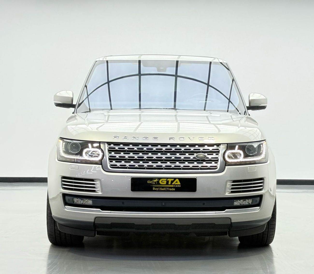 Used Land Rover Range Rover Vogue 5.0L 2016 Range Rover Vogue ...