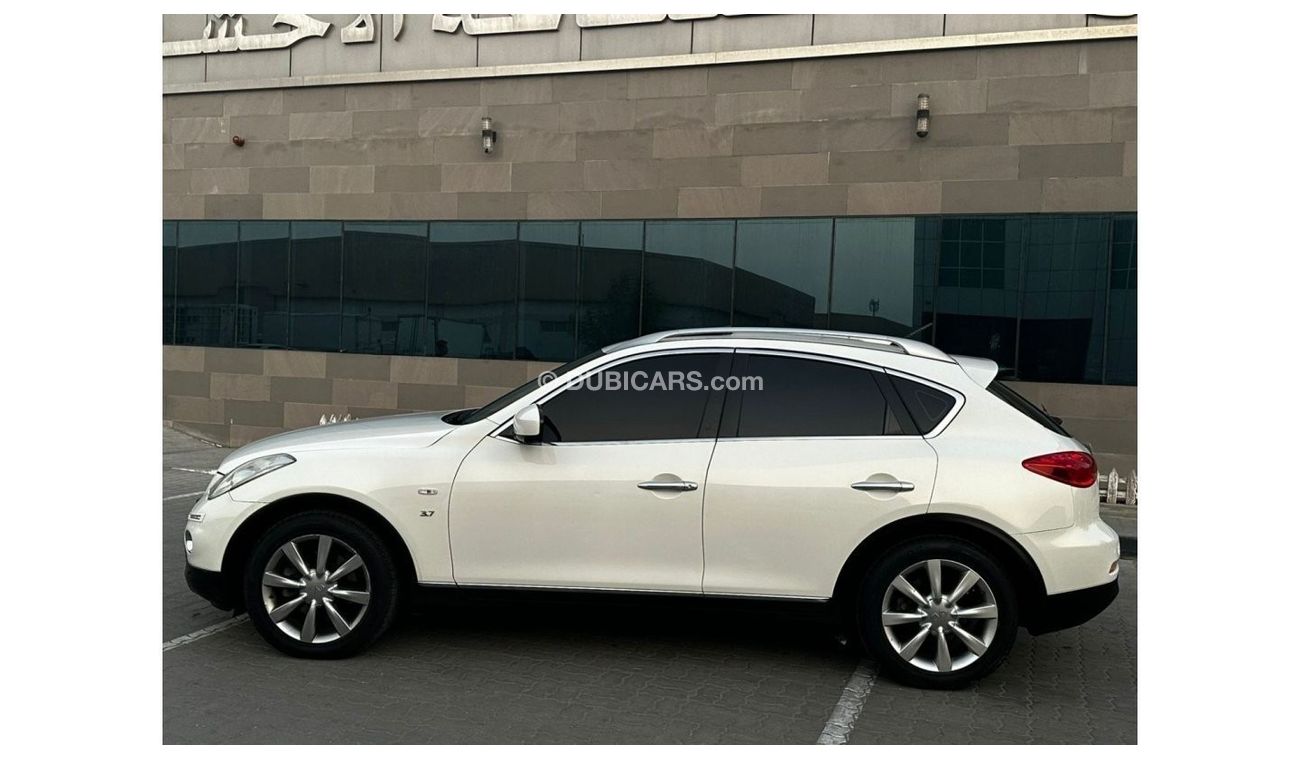 Used Infiniti QX50 Excellence 2015 for sale in Dubai - 674535