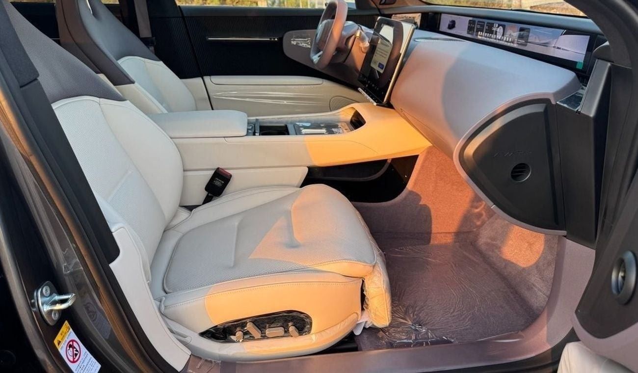 New Avatr 12 AVATR12 650CLTC/KM AWD GT 2025 for sale in Dubai - 798982