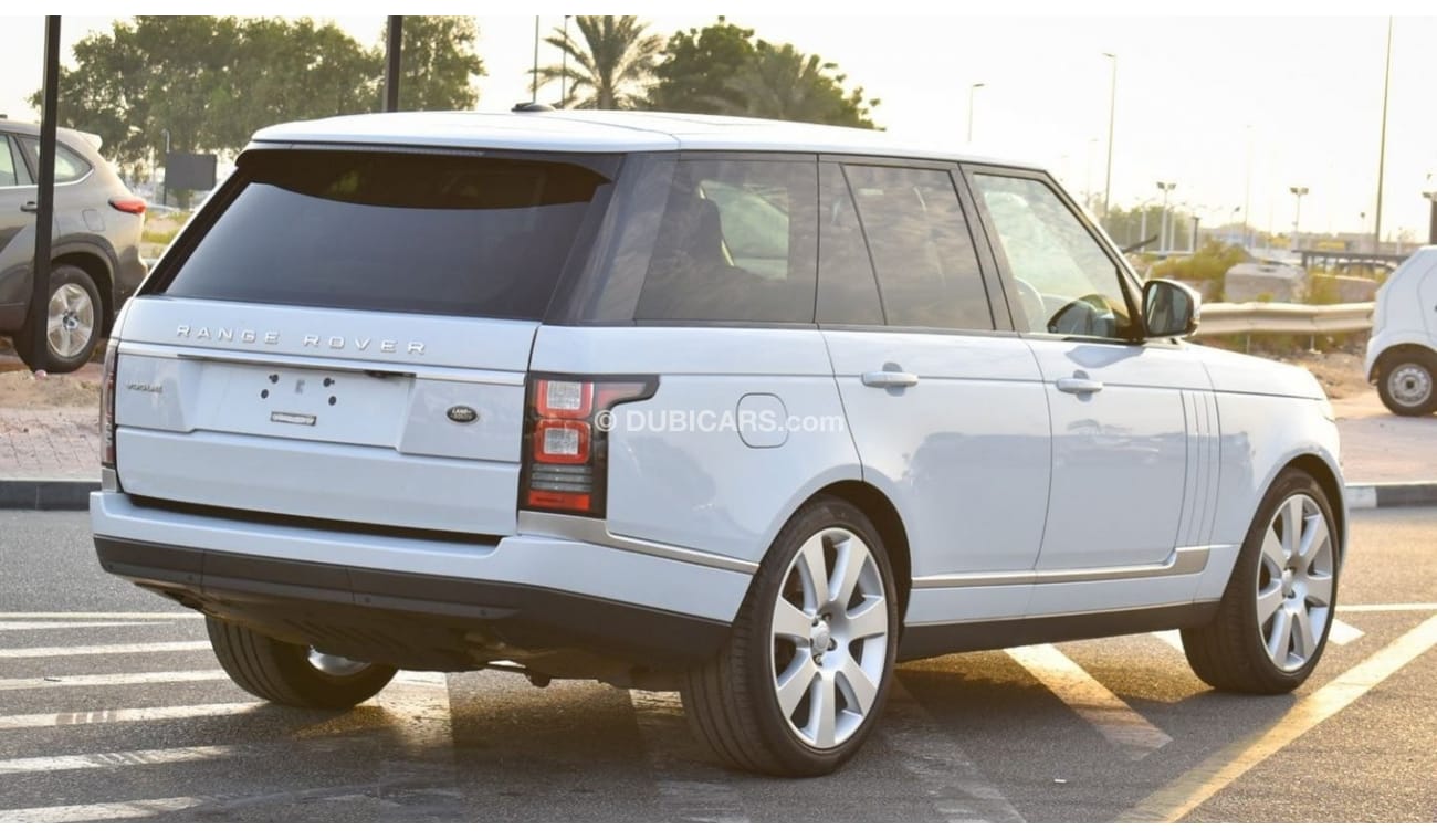 Used Land Rover Range Rover Range Rover Vogue 2017 for sale in Dubai ...