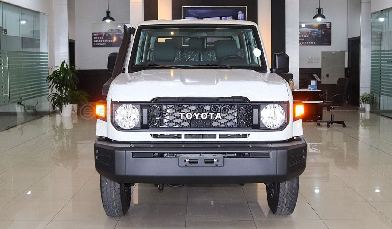 New Toyota Land Cruiser Hard Top 2024 Model Toyota Land Cruiser Hardtop LC76, 4.2L Diesel 4WD 5M ...