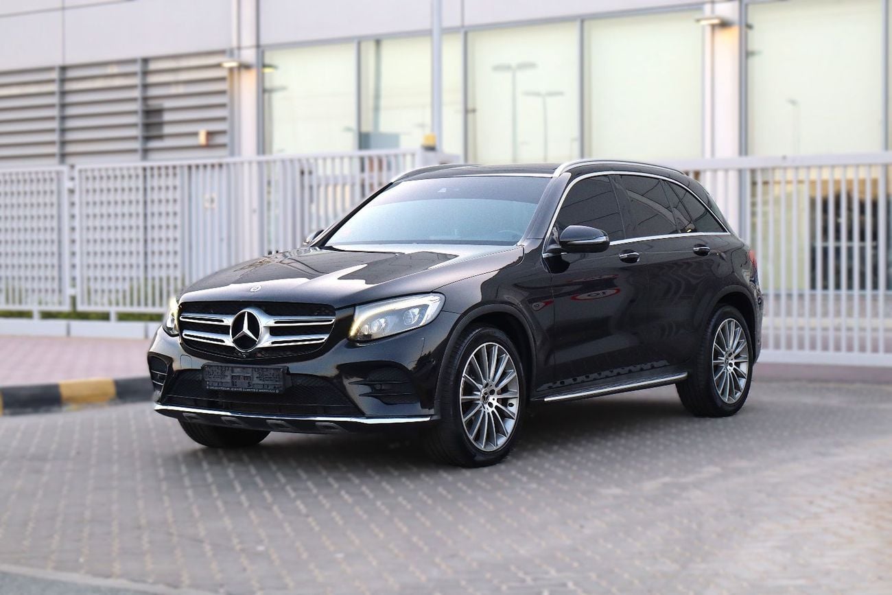 Used Mercedes-Benz GLC 250 4MATIC 2.0L 2018 for sale in Sharjah - 856942