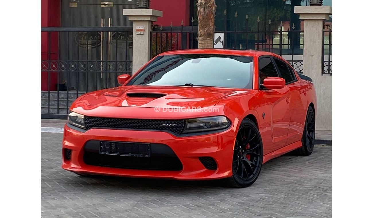 Used Dodge Charger SRT Hellcat 2016 for sale in Sharjah - 648895