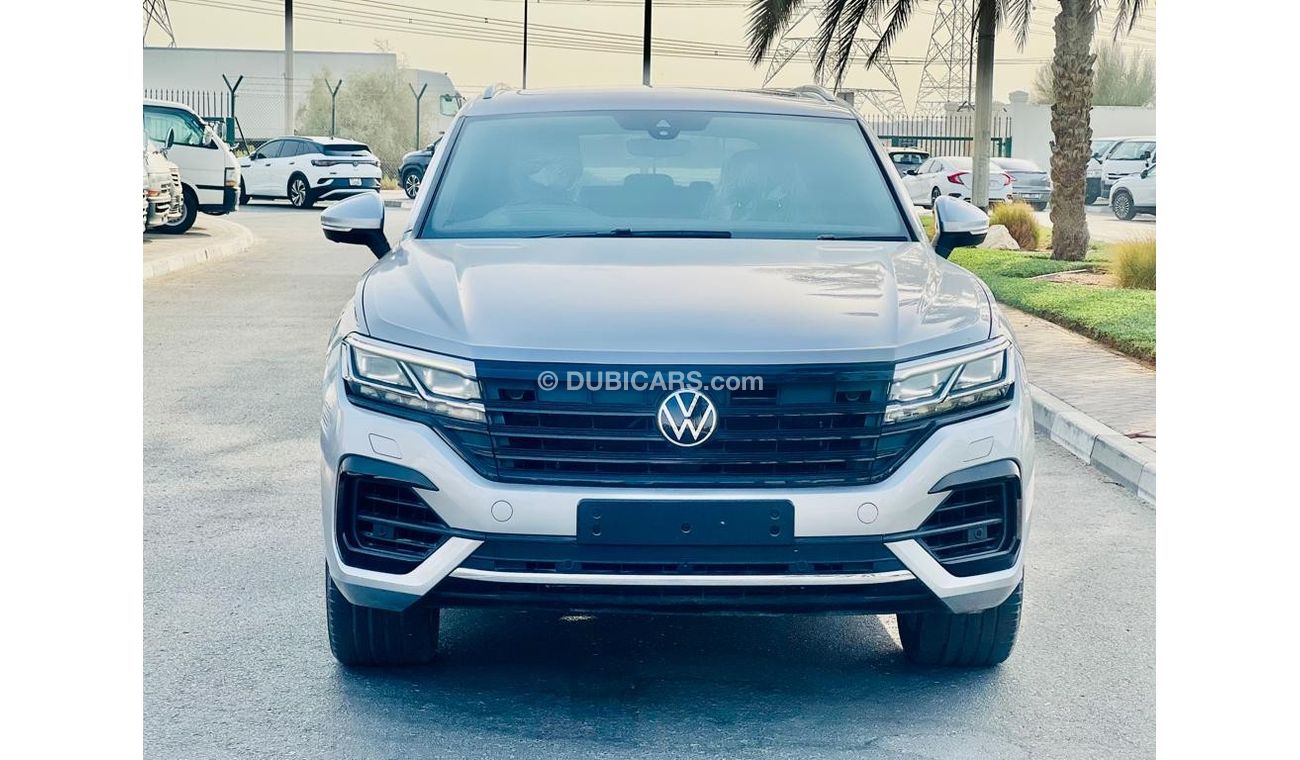 Used Volkswagen Touareg 2020 for sale in Dubai - 664699