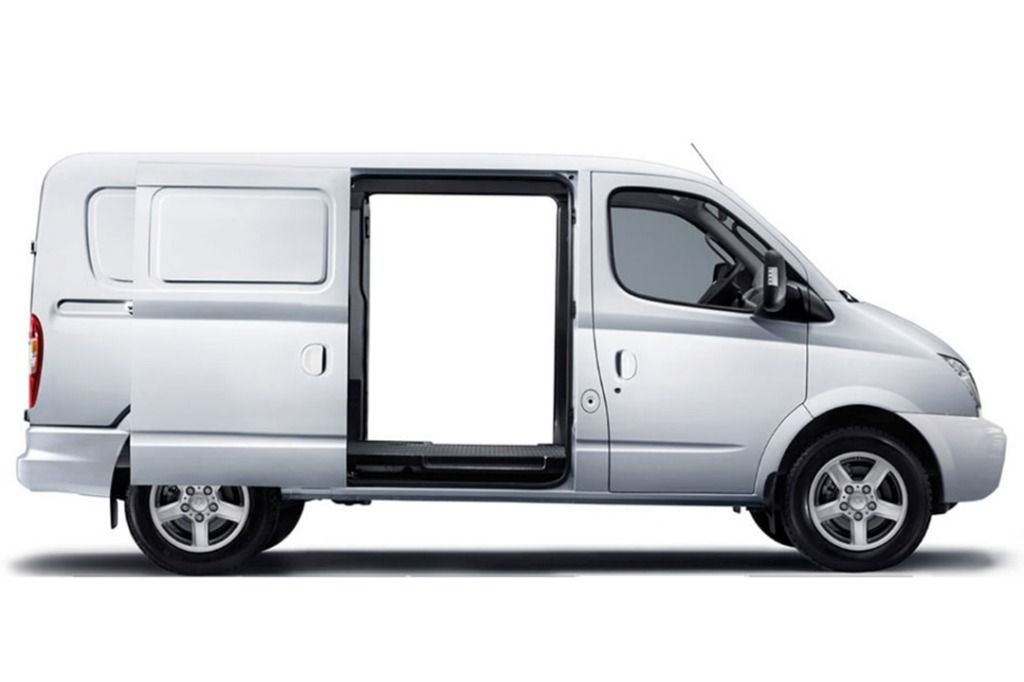 Maxus V80 Images - V80 Interior & Exterior Photos in UAE