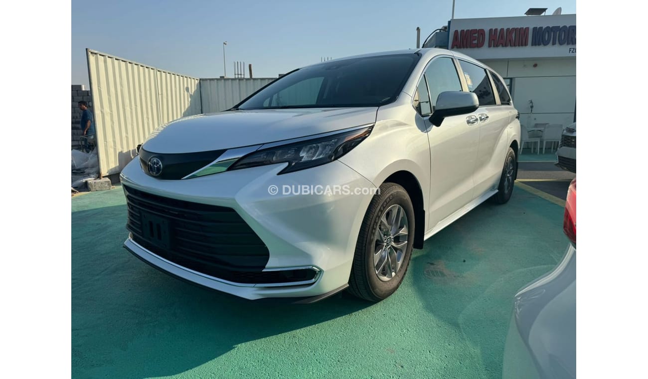 New Toyota Sienna 2.5L HYBRID XLE 2024 2024 for sale in Dubai - 745124