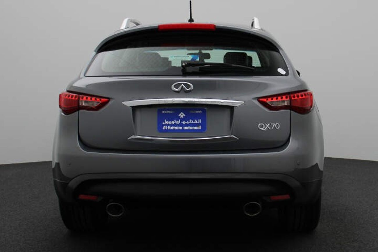 Used Infiniti QX70 EXCELLENCE 3.7 2020 for sale in Dubai - 604639