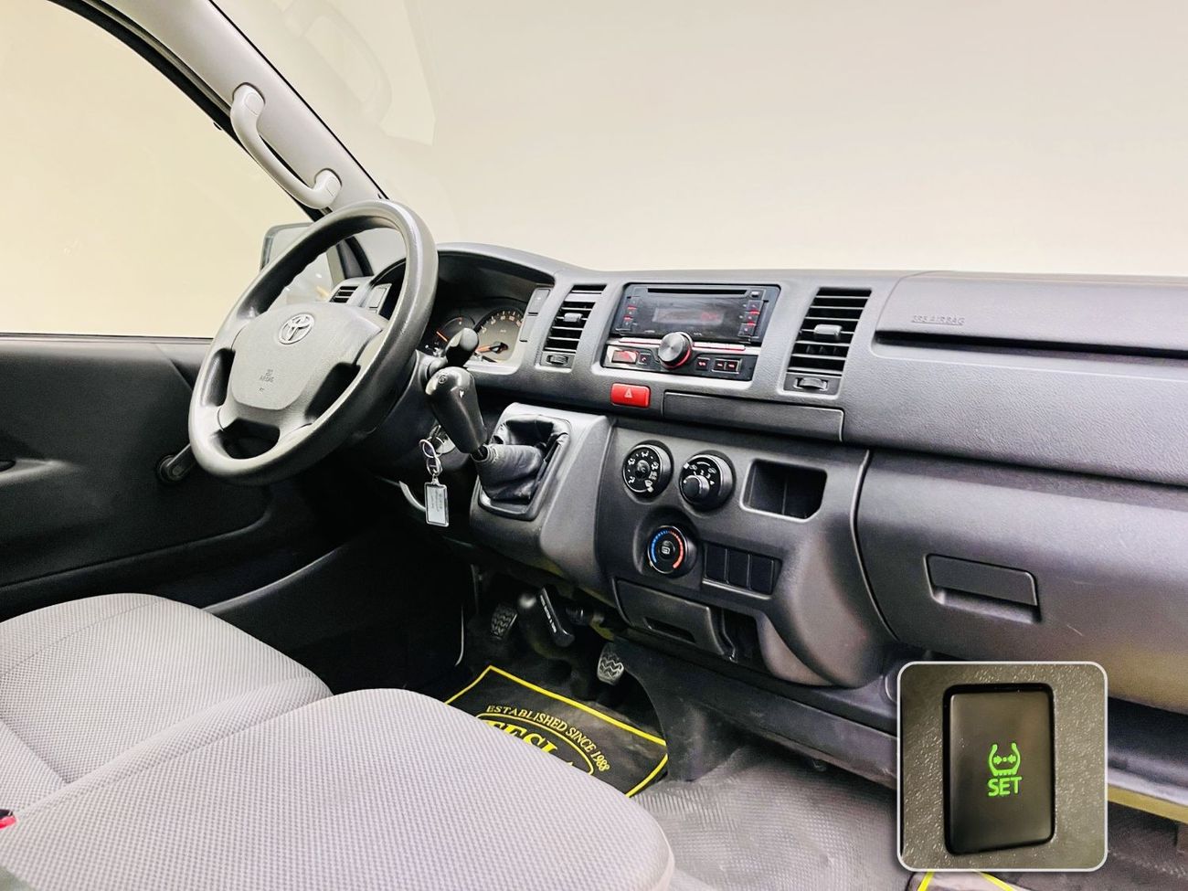 Used Toyota Hiace CARGO VAN / 6 SEATERS + SIDE GLASS + POWER LOCKS ...