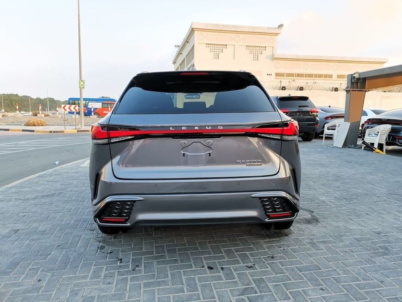 مستعملة لكزس RX 500h F Sport Performance 2.4L Lexus RX500h Hybrid (F-Sport)-2023 - Grey 2023 ...