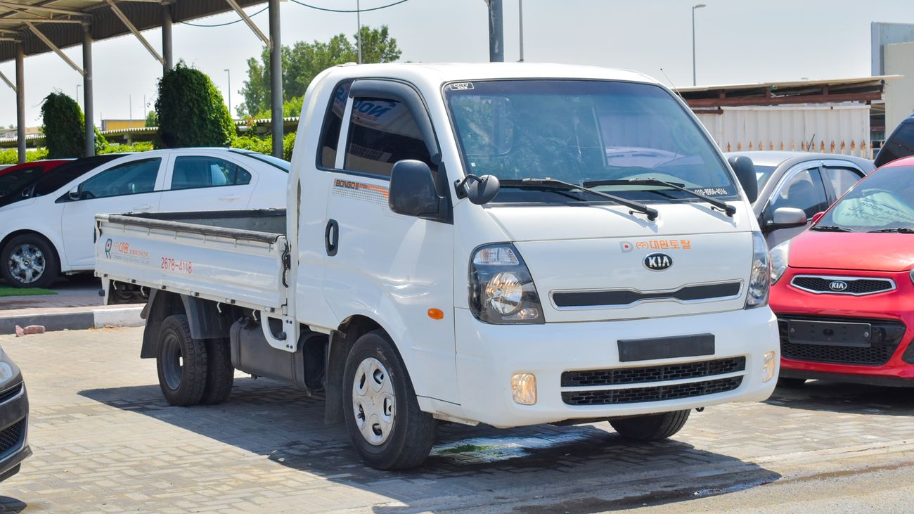 Used Kia Bongo 2014 for sale in Dubai - 605842