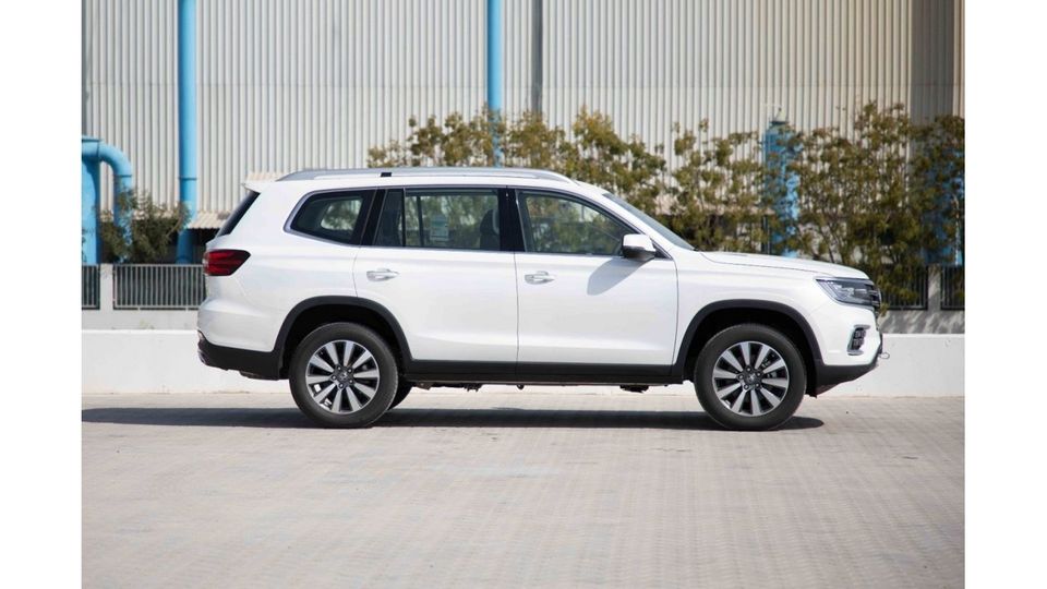 New 2023 MG RX8 4X4 2.0 STANDARD - White Pearl inside Black 2023 for ...