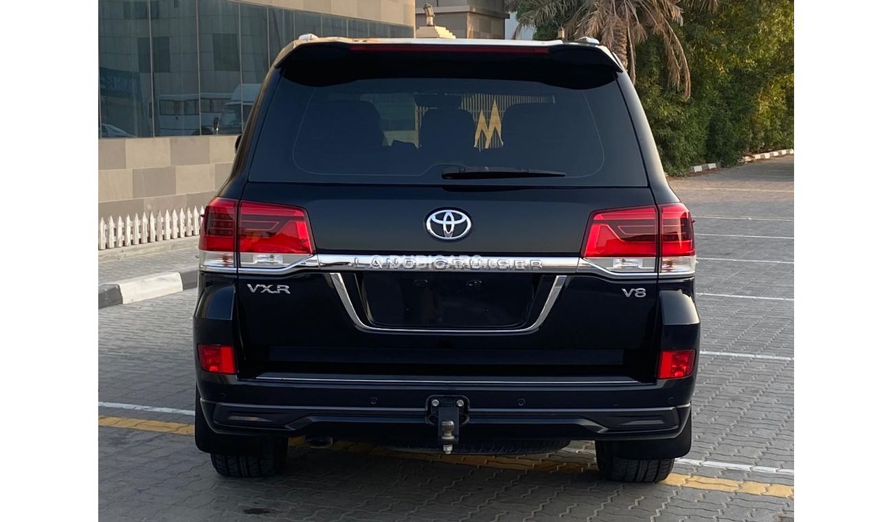 Used Toyota Land Cruiser VXR 2018 for sale in Dubai - 665453