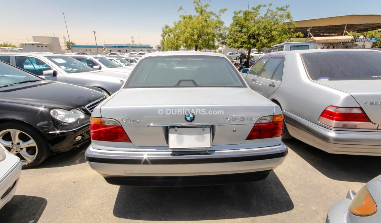 Used BMW 750Li iL 2000 for sale in Dubai - 21181